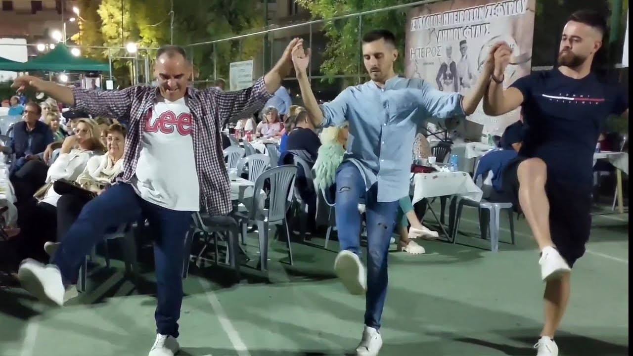 Οι κλέφτες από τ' Άγραφα - Δημήτρης Τζουμερκιώτης τραγούδι - Τάσος ...