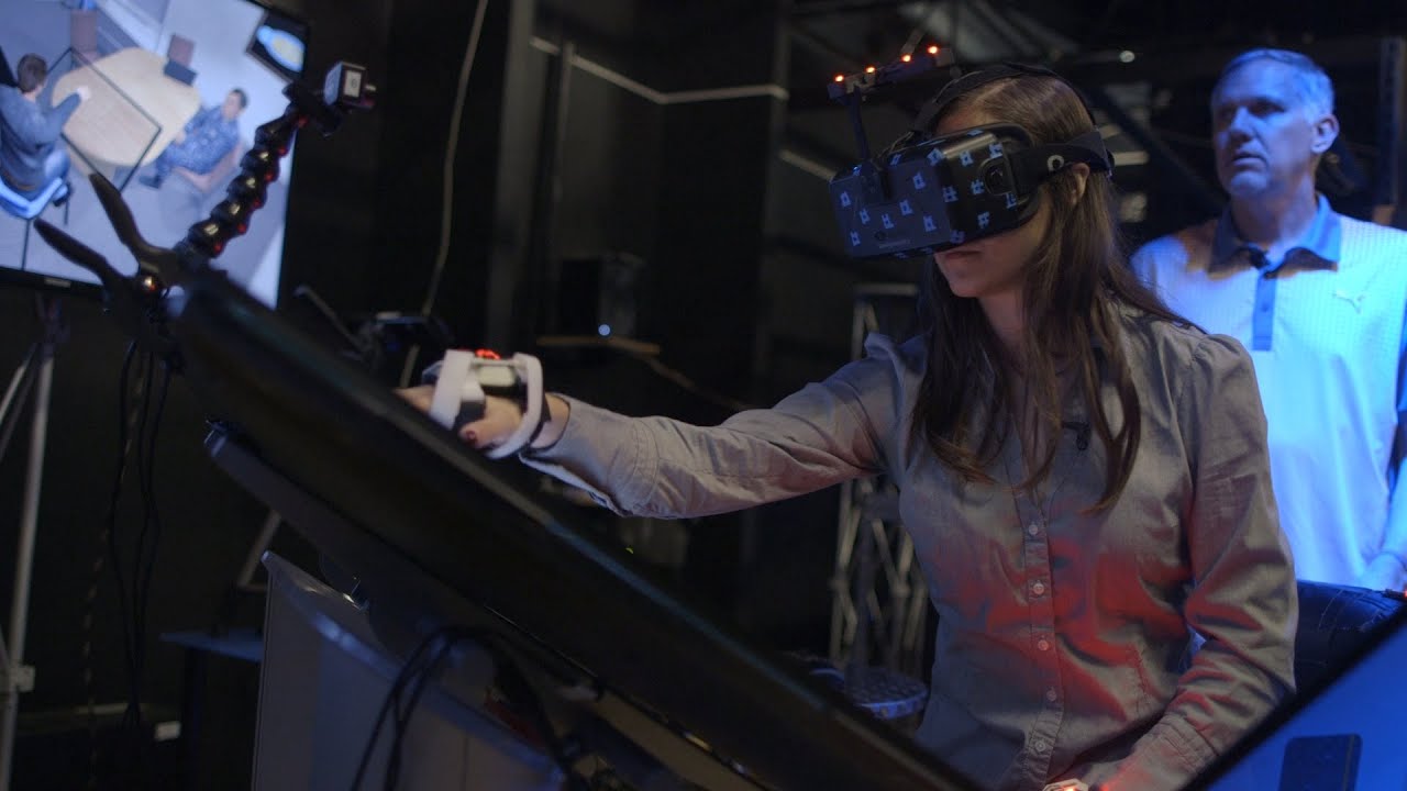 USC's mixed reality lab is creating our virtual future - YouTube