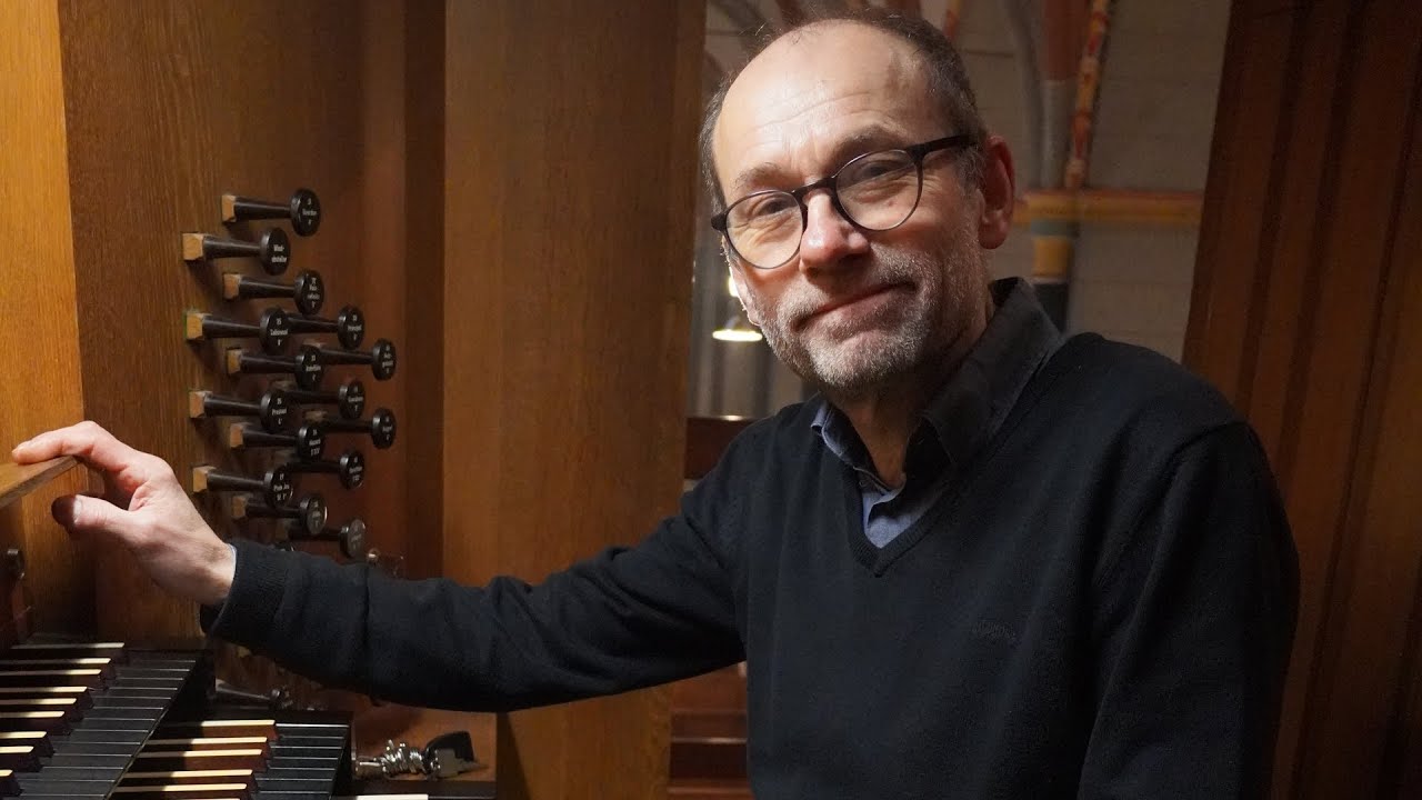 Klaus Wallrath nach der letzten Messe in St. Margareta. - YouTube