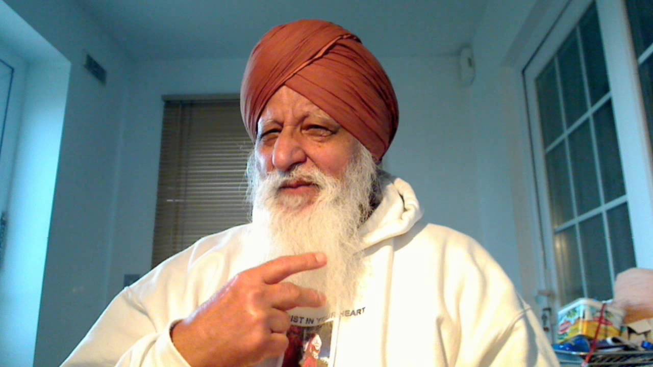Punjabi - Satguru Amar Dev Ji render praises of God and without His ...