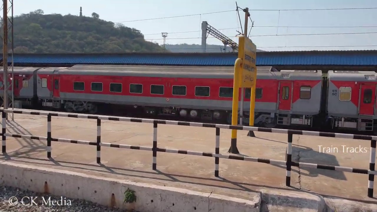 Vijayawada Junction Railway Station - YouTube