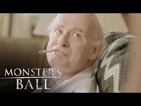Buck Asks For A Cigarette From Leticia Then Reveals His Racist Side | Monster's Ball