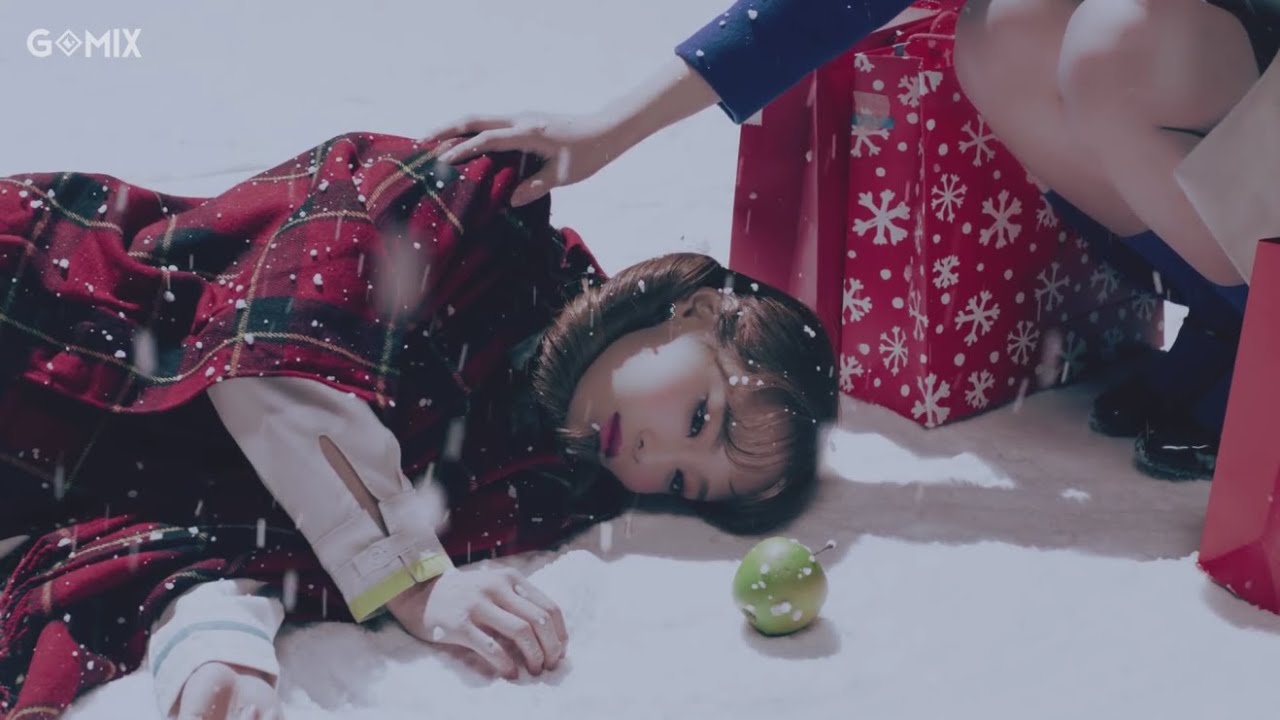 LOONAVERSE - 02: "Snowy Night" A LOONA Journey - YouTube