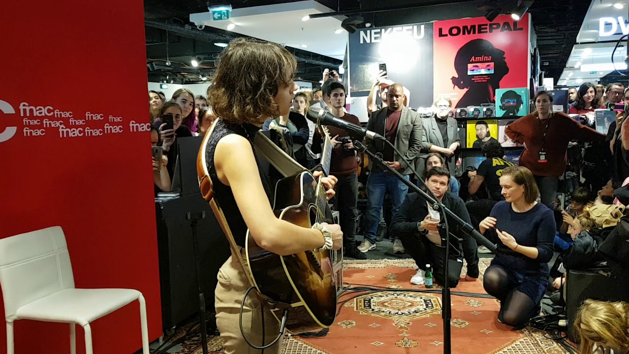 Pomme - Soleil Soleil @Fnac Forum, 1 nov 2019 - YouTube