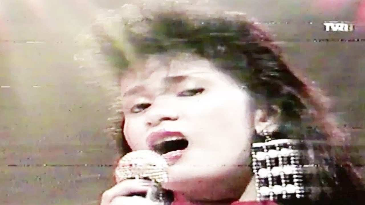 Bhaskara feat Vonny Sumlang - Bayang Bayang (Jazz Indonesia) - YouTube