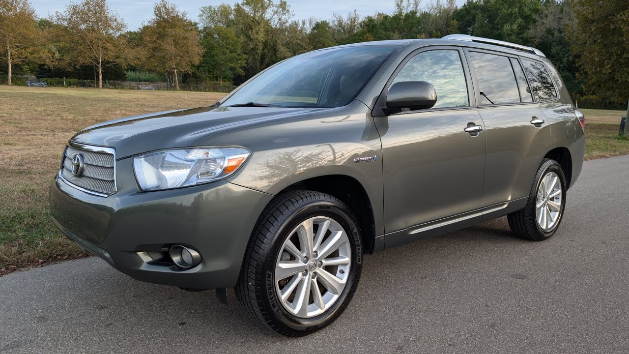 2010 Toyota Highlander Hybrid Limited Walk-Around - YouTube