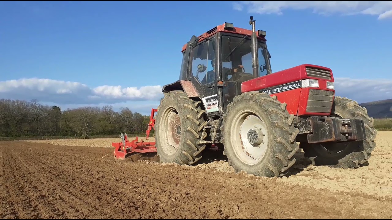 case ih 856xl au hersage - YouTube