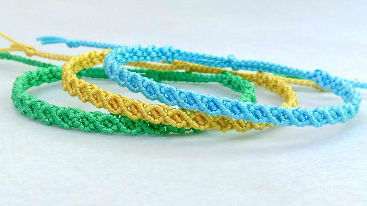 EASY Mini Macrame Bracelet Tutorial For Beginners - YouTube