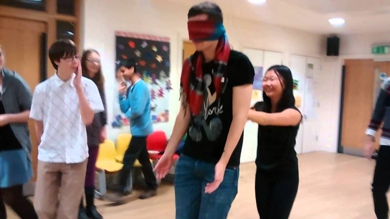 Guiding blindfolded people around no obstacles! - YouTube
