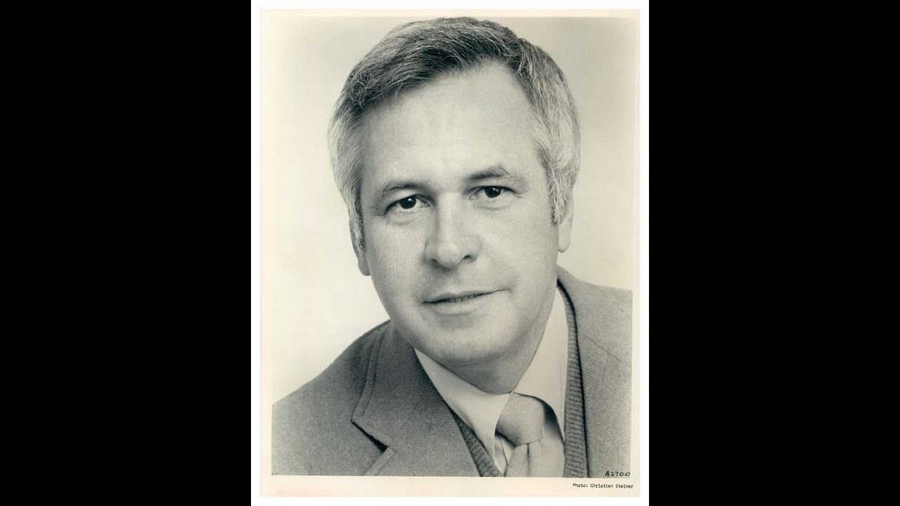 Donald Gramm --Arias from Messiah 1957 - YouTube