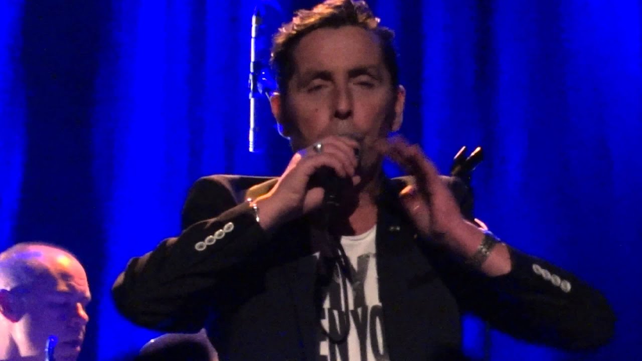 Aslan - Angie (live at the Olympia Theatre) - YouTube