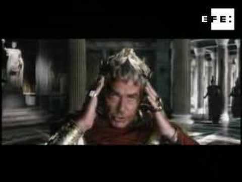 Alain Delon vuelve al cine con "Astérix en los Juegos Olímpicos" - YouTube