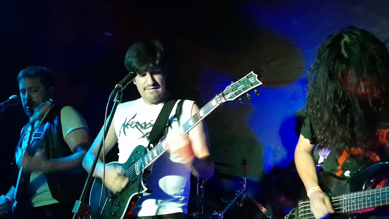 Drencrom - live tokata de thrash 4 - YouTube