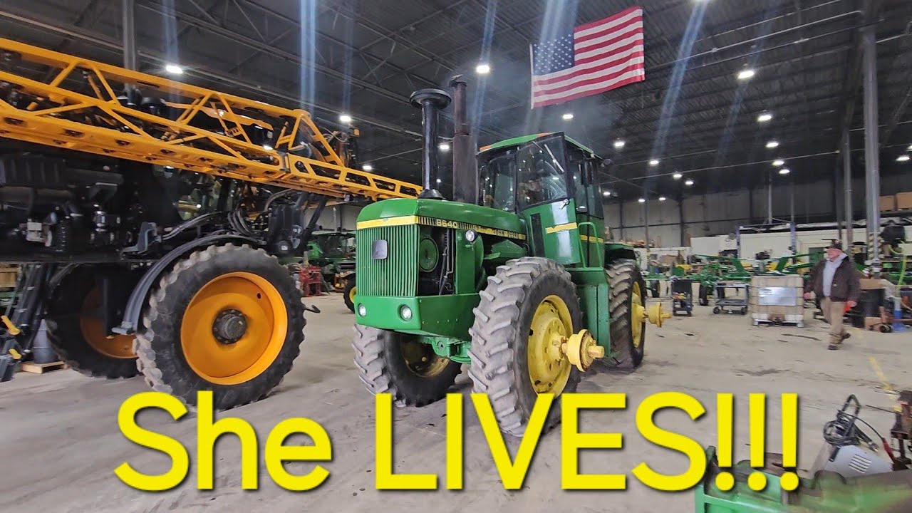 Grandpa's JOHN DEERE 8640 gets a new TRANSMISSION/CLUTCH!! The BEAST is ...