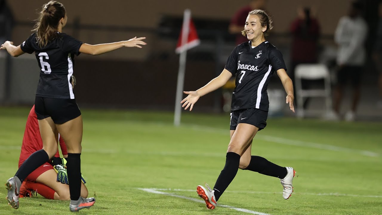 2021-22 Women's Soccer Defeats LMU 6-0 | 11/3/21 - YouTube