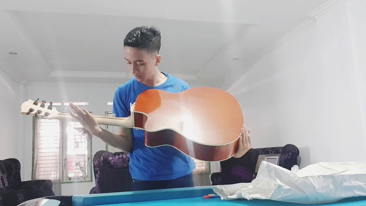 UNBOXING GITAR AKUSTIK ELEKTRIK TERBAIK (COLE CLARK) - YouTube