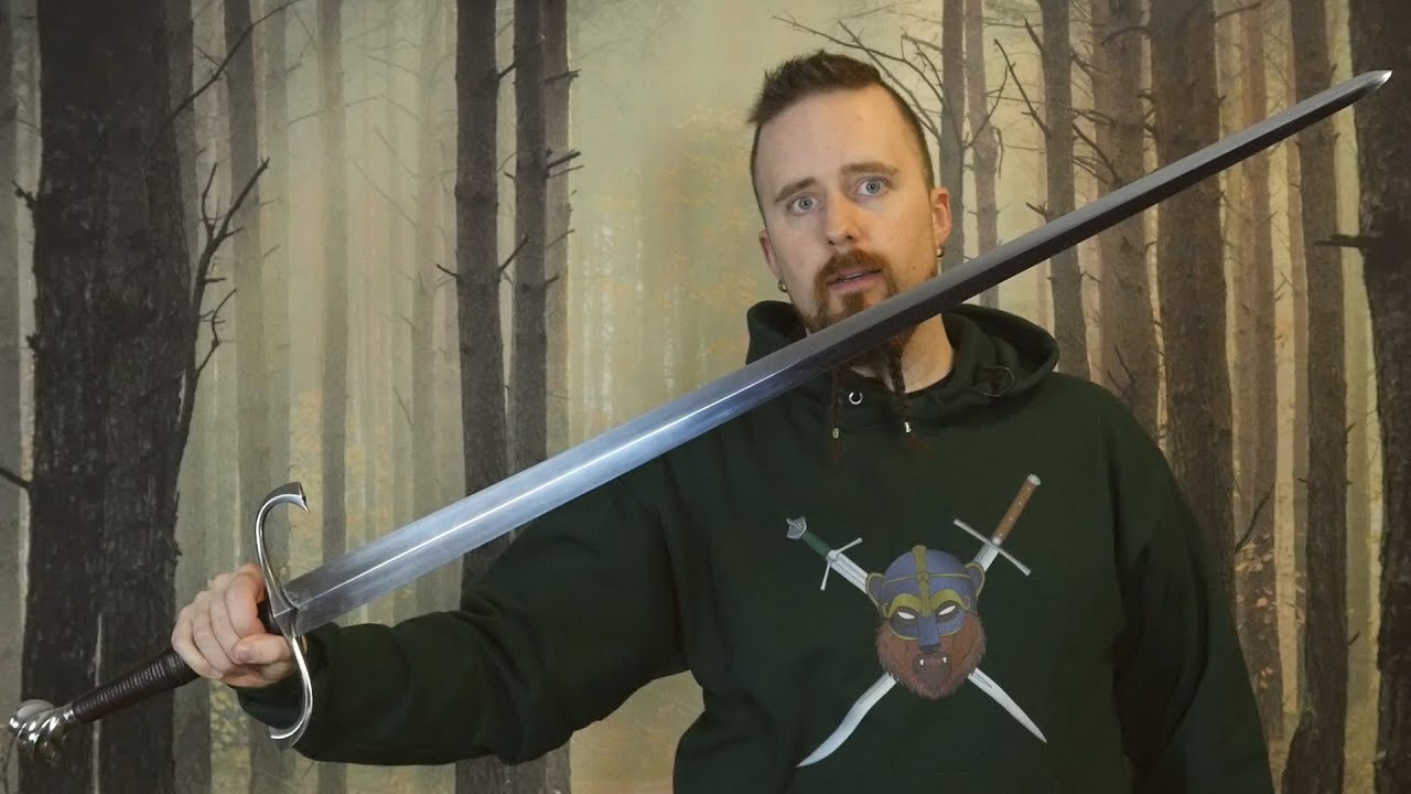 Review: The Duellist by Dynasty Forge - An anti-armor longsword - YouTube