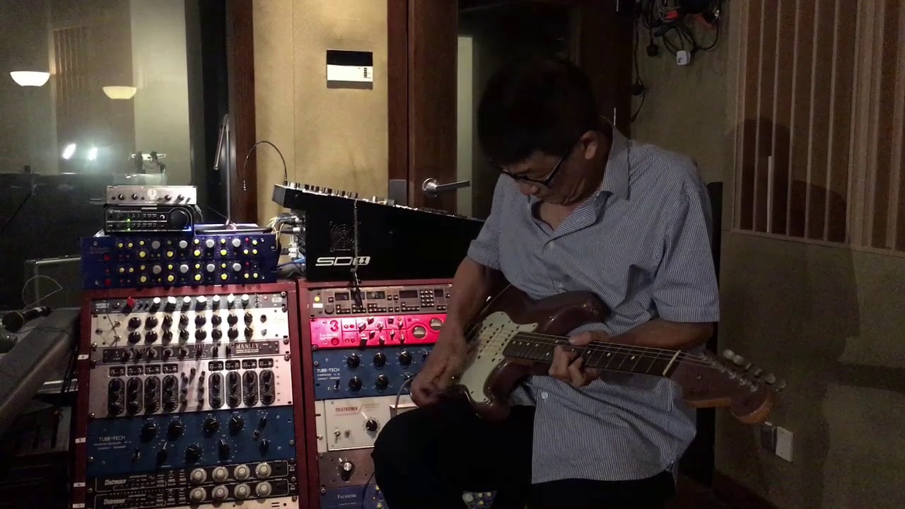 Johnny Wonder - YouTube