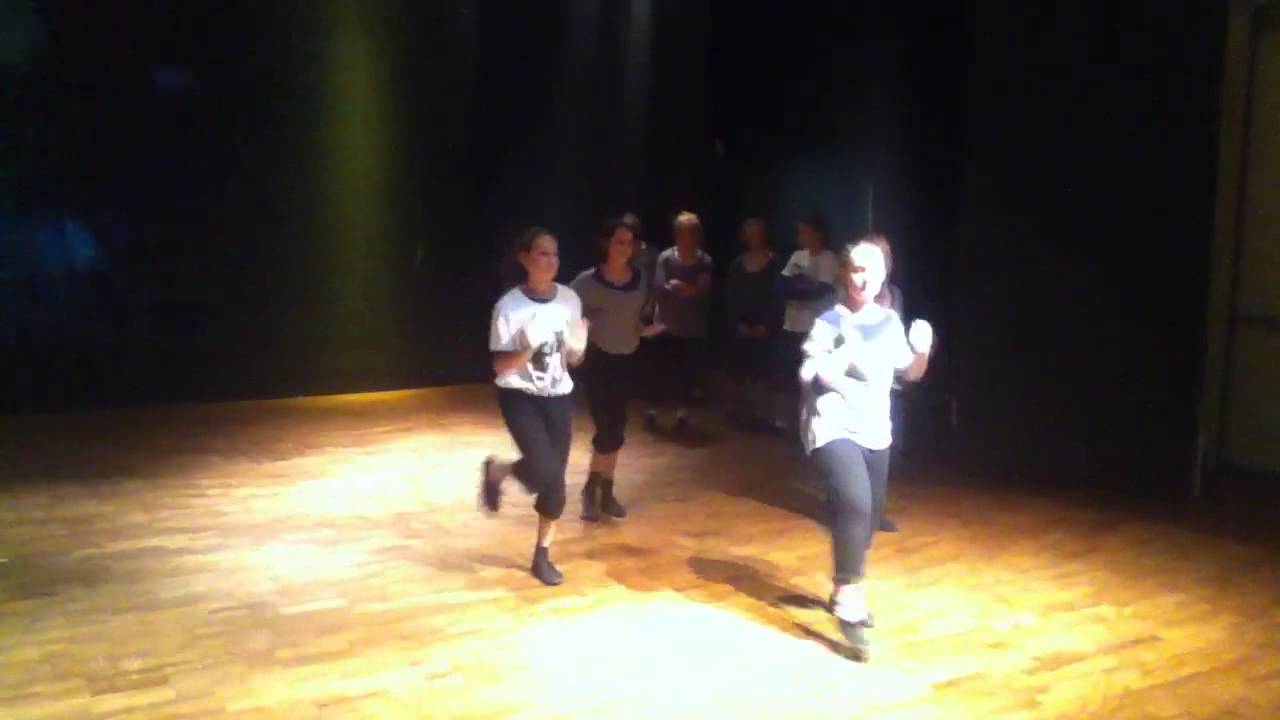 Year 8 dance - YouTube