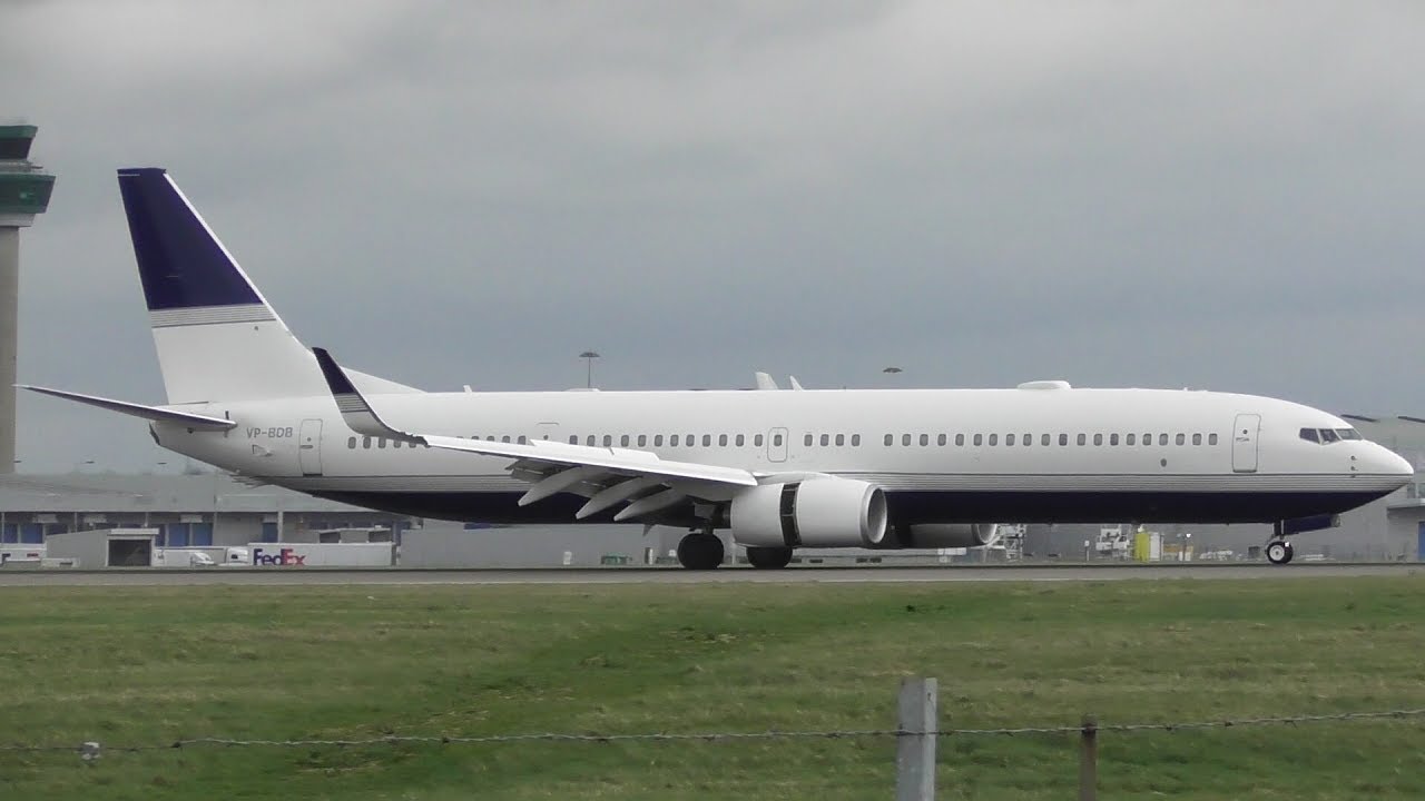 Boeing 737BBJ VP-BDB Landing at Stansted Airport - YouTube