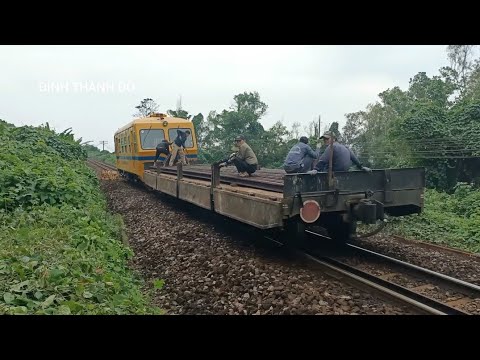 The second shortest freight train in the World - YouTube