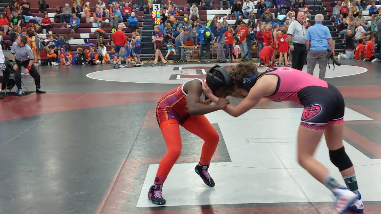 Sarah Callender Sisters on the Mat Conflict For Charity Duals - YouTube