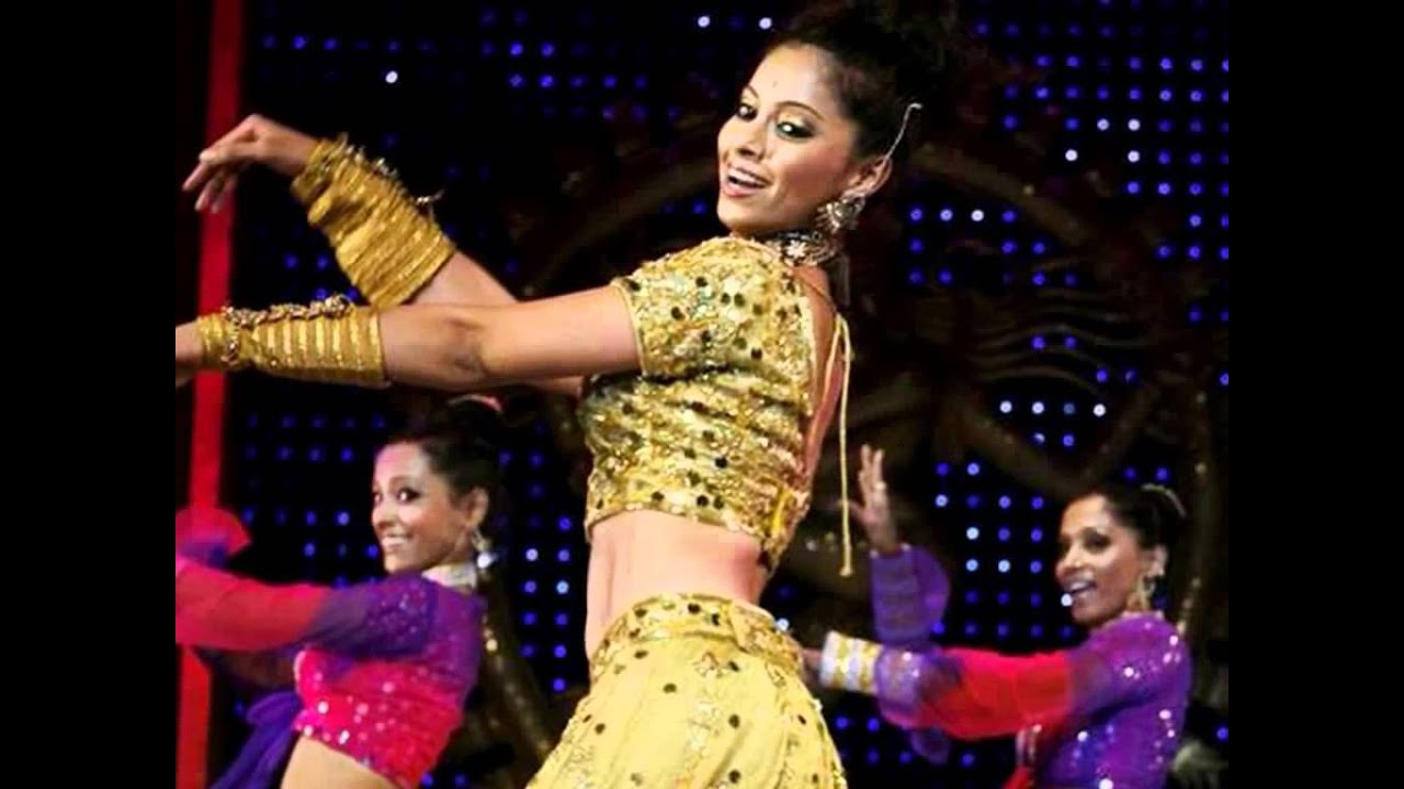 Aisha *Khaled* - YouTube