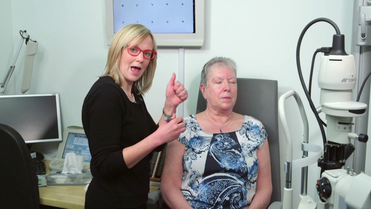 BlephEx Demo with Sarah Farrant, Optometrist Director, Earlam ...