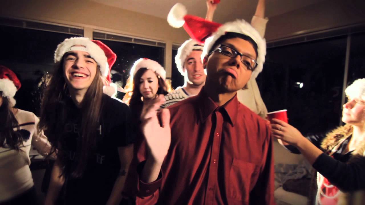 Dave Days "Snapback Santa Hat" - YouTube Music