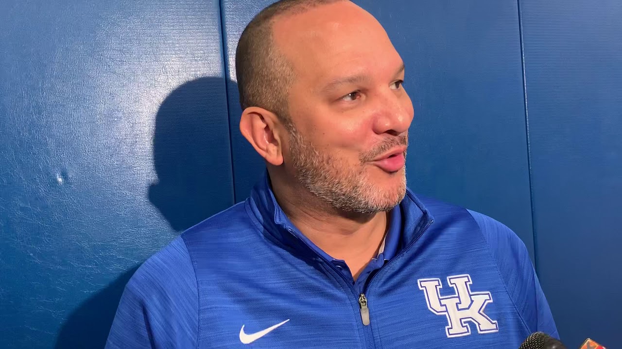 Tony Barbee speaks to the media 10/31 - YouTube