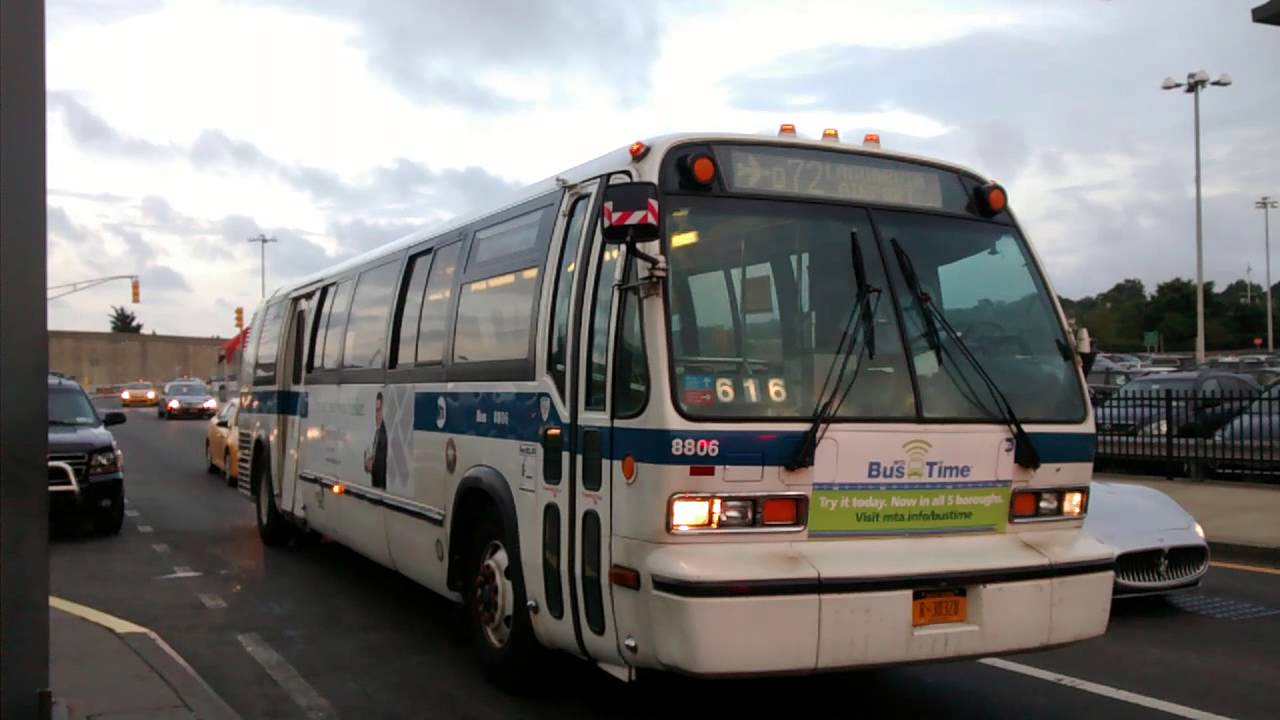 MTA Bus Company 1996 NovaBus RTS-06 8806 On The Q72 @ LaGuardia Airport ...