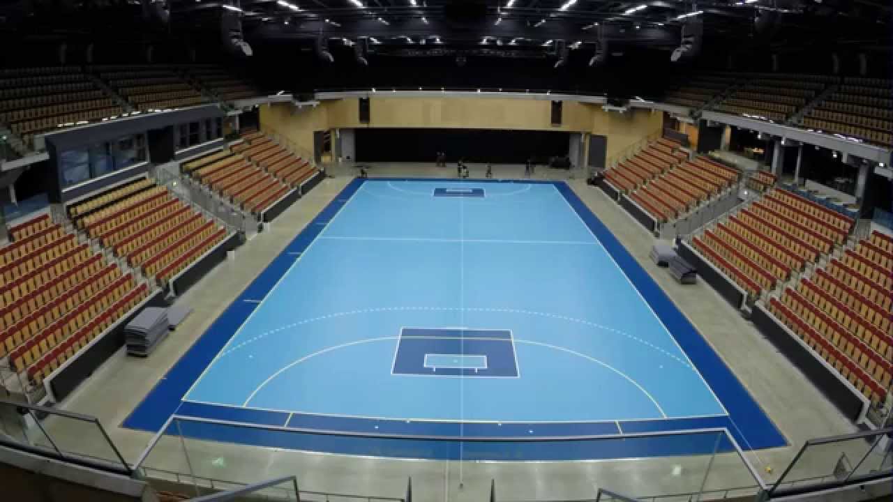 Mellofeber i Helsingborg Arena - YouTube