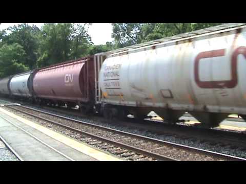 CSX Q416-30 - YouTube