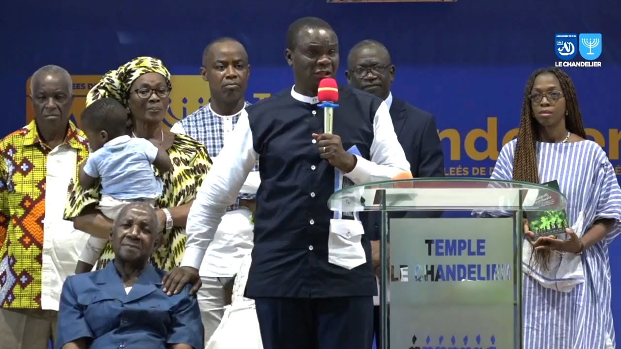 Présentation du livre du Papa TÉTCHI intitulé "La maturité chrétienne ...