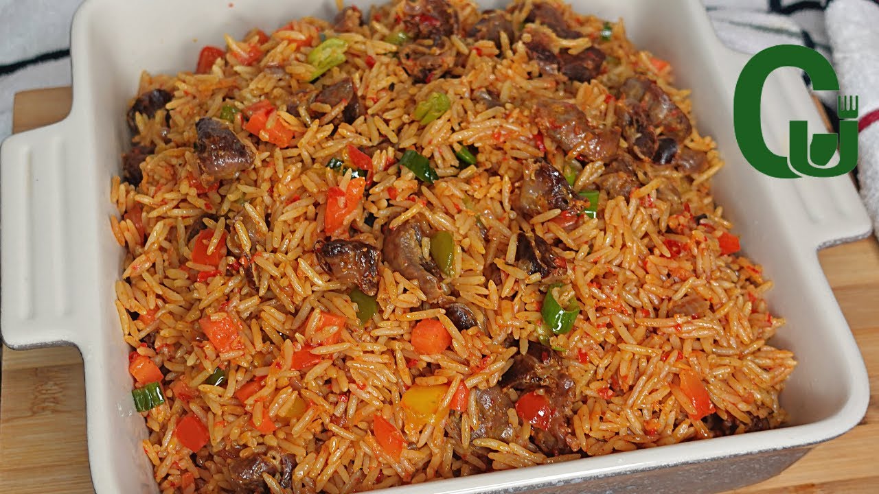 The BEST Vegetable Jollof Rice - Chinwe Uzoma Kitchen - YouTube