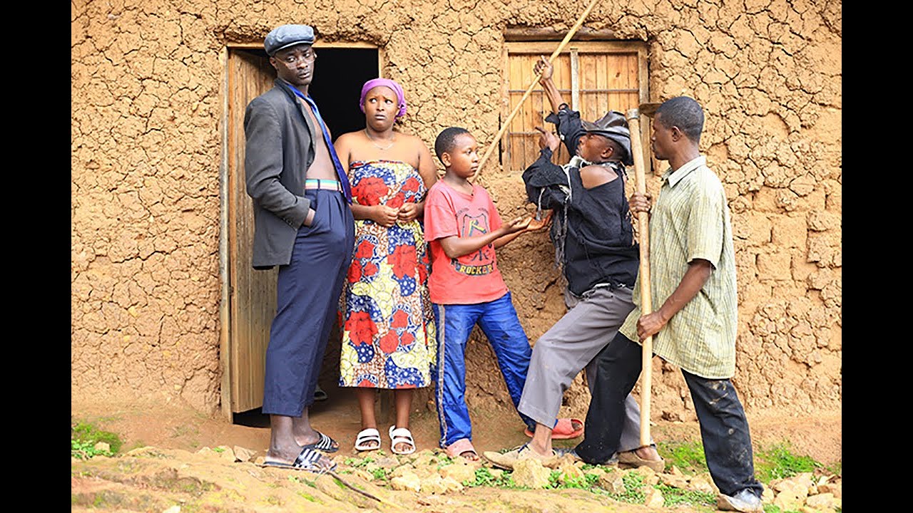 DOGITERI NSABII COMEDY 99||Bijiyobija afatiwe ku mugore wa ...