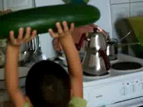 biggg cucumber "kastravec" 2 - YouTube