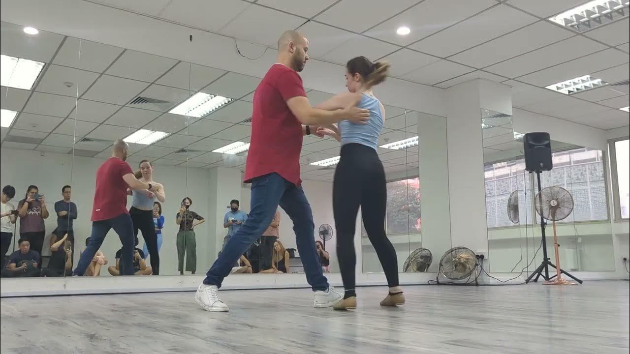Brazilian Zouk workshop demo by Bruno & Sarah - YouTube
