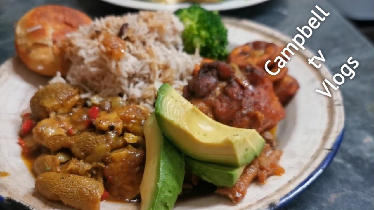 making curry goat foot with tripe, - YouTube
