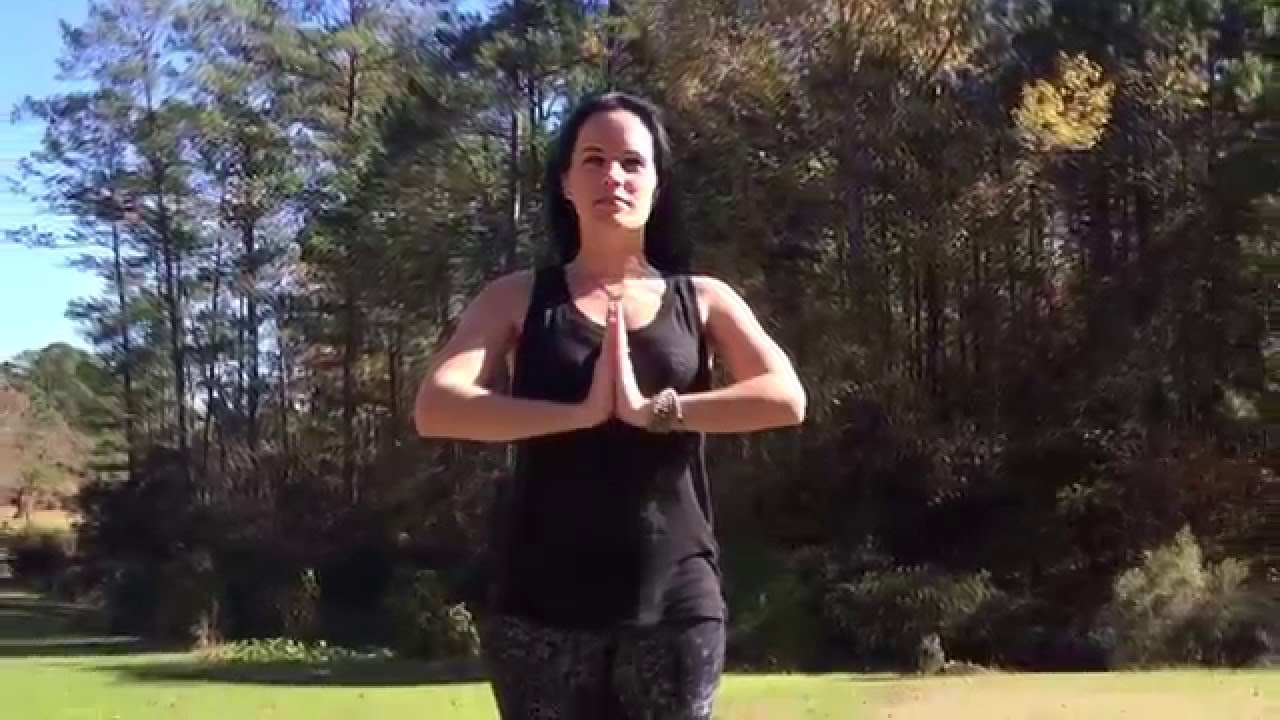 Anjali Mudra | Why and How to use this Calming Hand Gesture in Yoga and ...