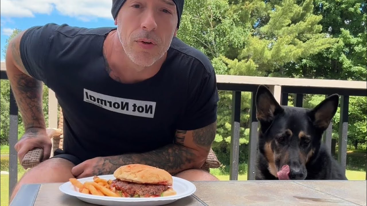 Does Jake pass? 🍔👀🐕 #dogsofyoutube - YouTube