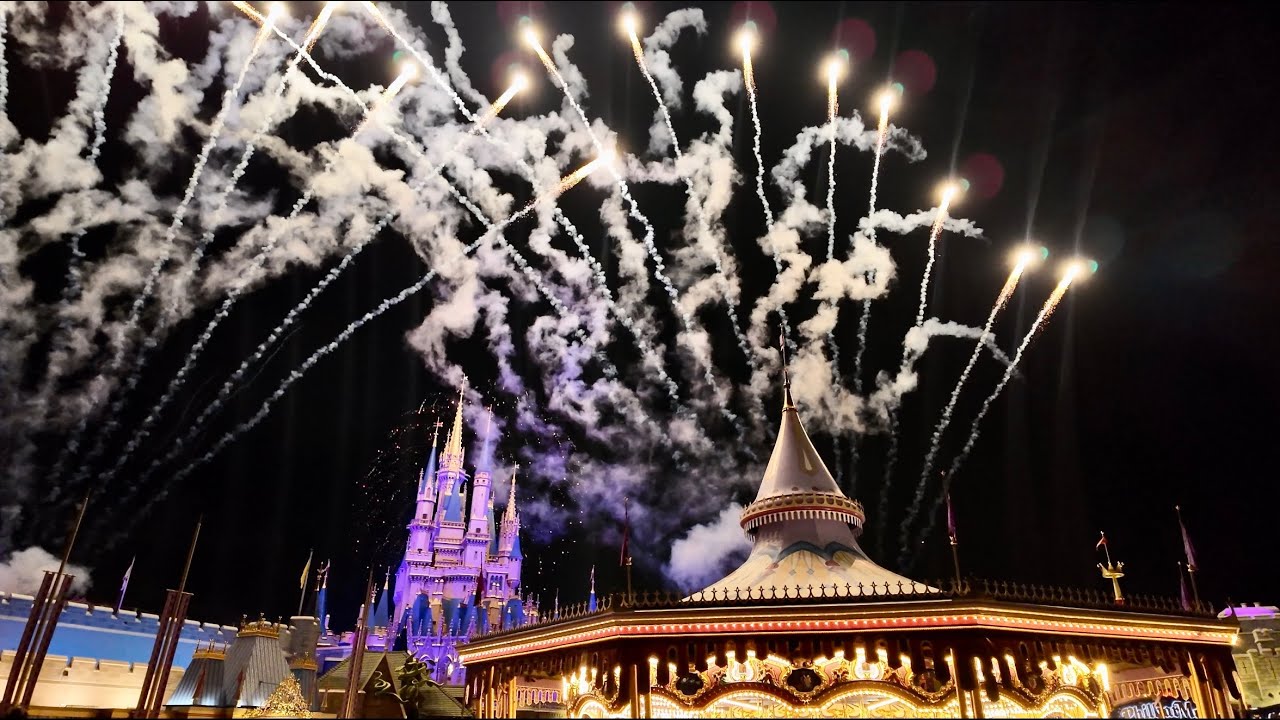 4th of July Eve Fireworks Behind Cinderella’s Castle ~ Magic Kingdom ...