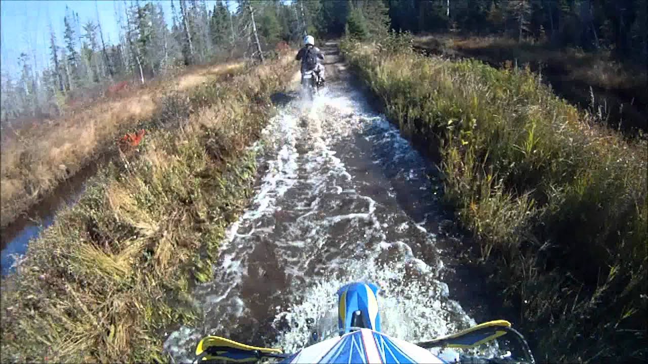seguin trail water crossing.wmv - YouTube
