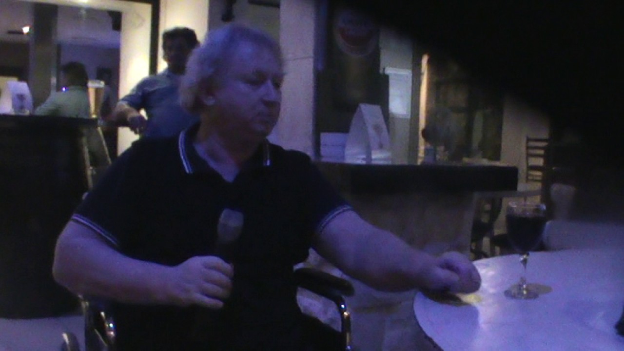 Terence Grant singing You're sixteen at Tony's Roma - YouTube