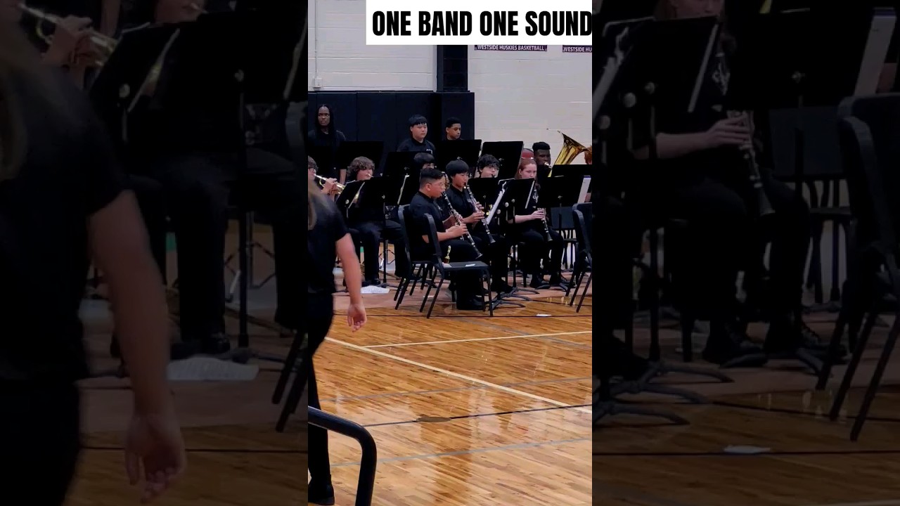 one band one sound #ghostbusters #band #marchingband - YouTube