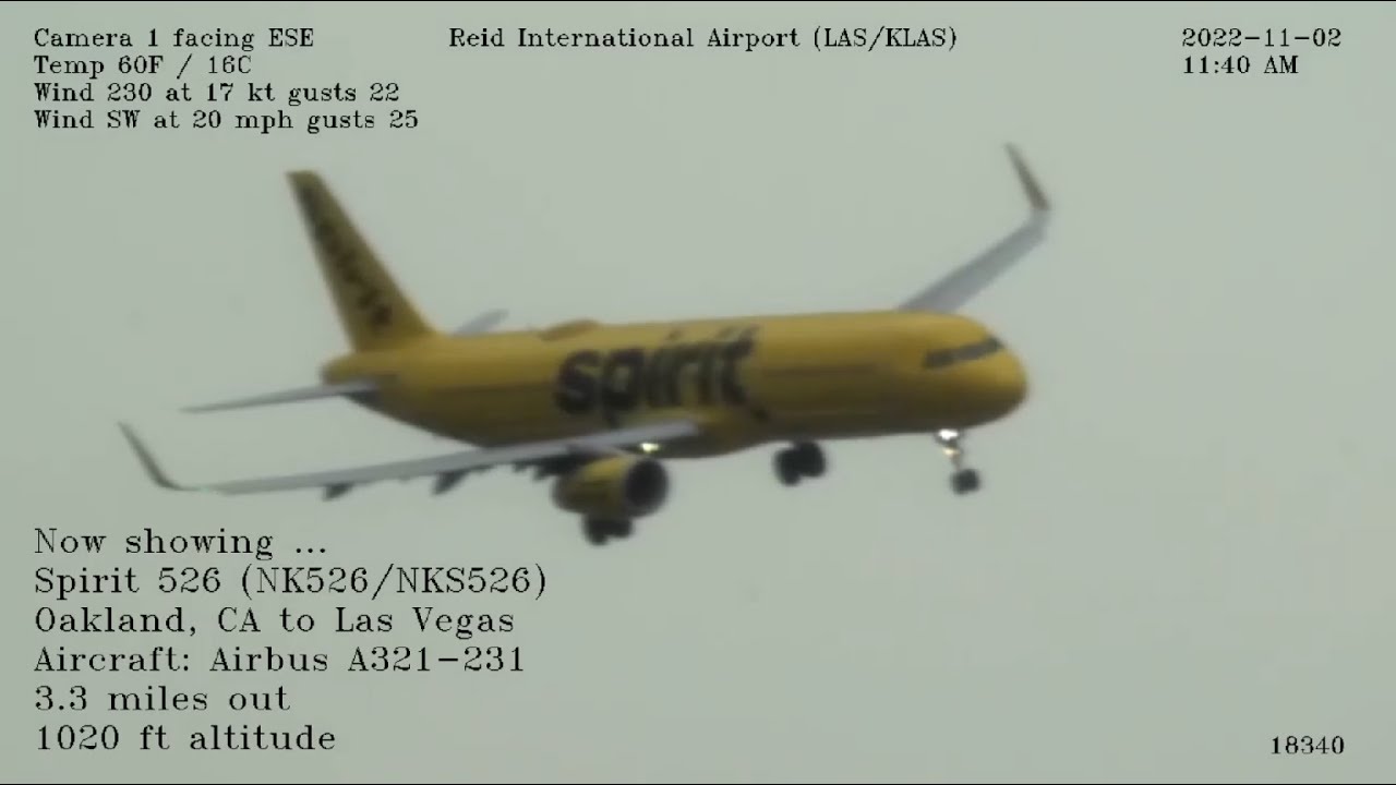 Spirit Airlines executes S-turn on approach into Las Vegas - YouTube