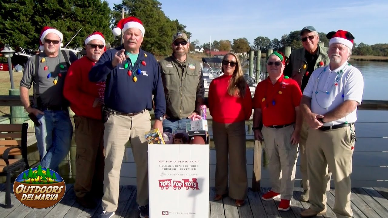 Previewing the Wicomico Yacht Club's Toys For Tots Boat Parade - YouTube