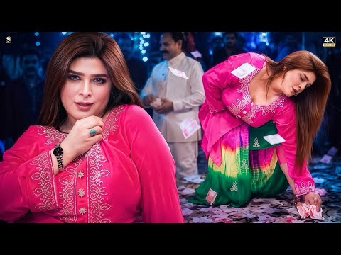 Chahat Baloch – Kadi Kadi Milain Menu | Mujra Dance Performance | SGStudio