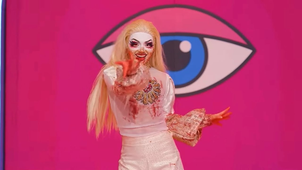 Gretha White vs Hidden Mistake Fulanito - YouTube