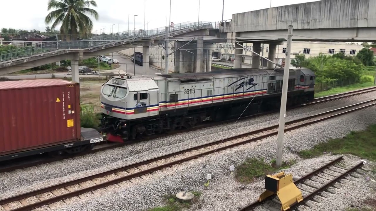 02/09/2022 KTMB Class 26113 Tanjung Puteri at KM79 Tokai Yard. - YouTube